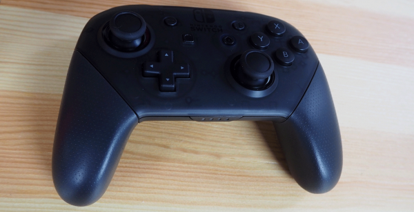 The Nintendo Switch Pro Controller Is My New Favourite Controller