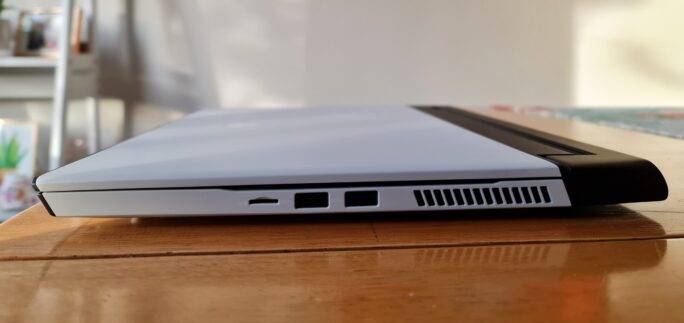 Alienware 2021 m15 R4 Review - A Portable Powerhouse