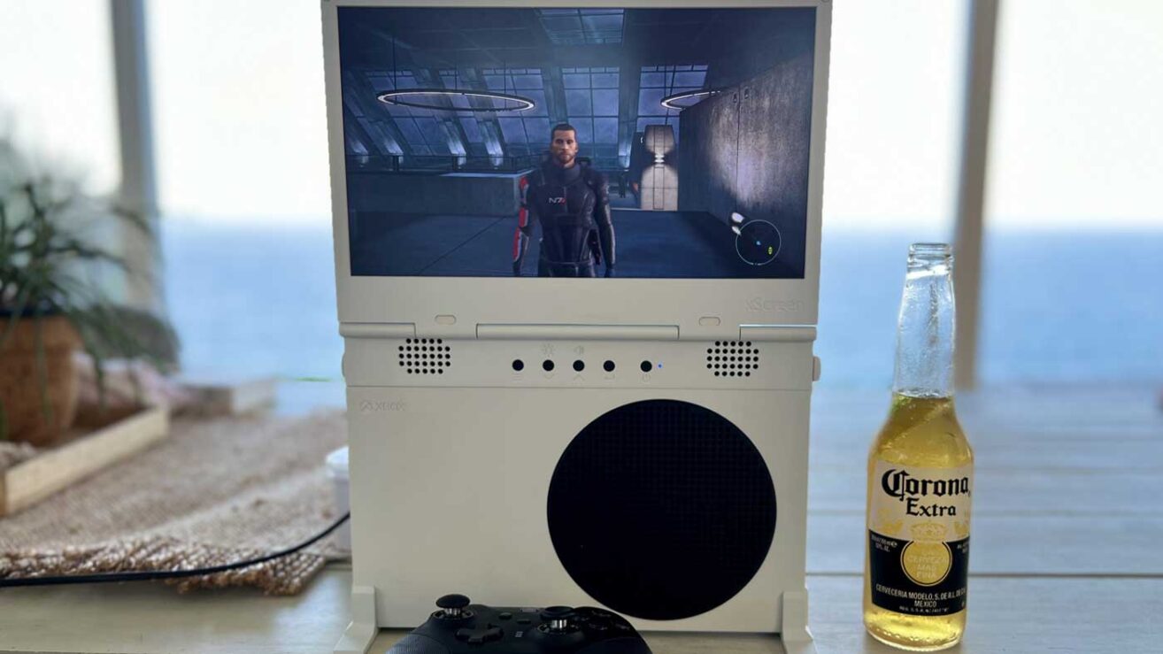The Epic Aussie Designed Portable Screen For The Xbox Series S Just Got ...